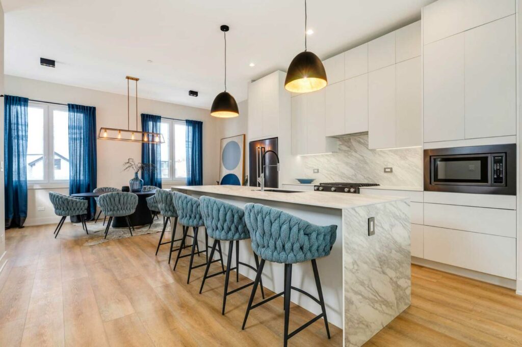 Chicago Property Management Company | Daniel Management Group (DMG)